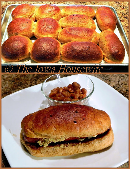 The Iowa Housewife: High Protein Wheat Buns