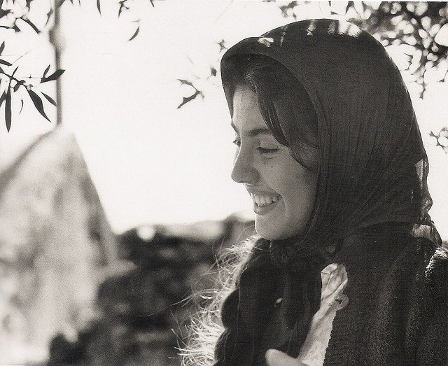 ΜΠΟΡΑ ΕΙΝΑΙ ΘΑ ΠΕΡΑΣΕΙ - Let's wait until the storm passes: John Donat ...