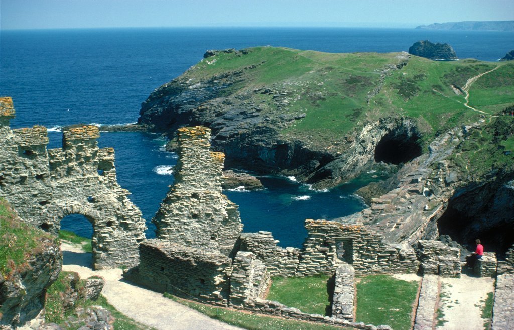 A Day in the Life: A Day in the life of Anni....VACATIONS