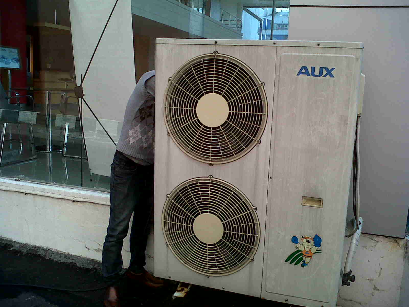 Service atau cuci ac floor standing juanda surabaya | Iklan Email