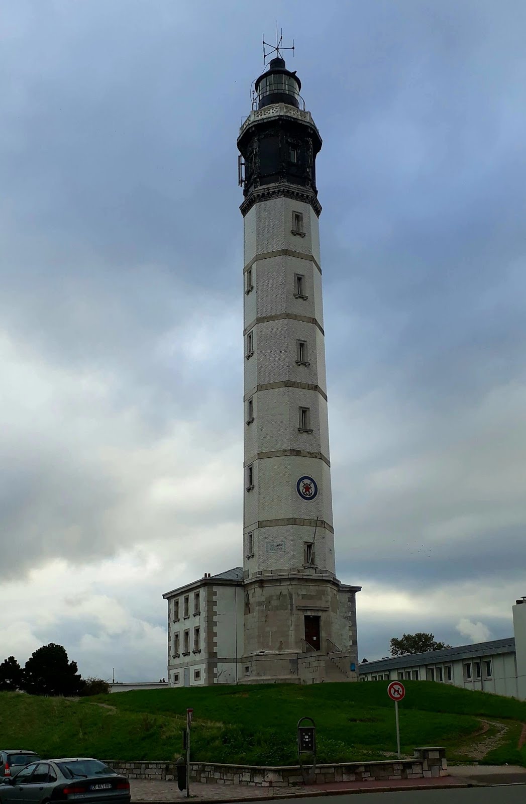 Pasteur-pèlerin / Pilgrim-pastor: Calais : phare / lighthouse