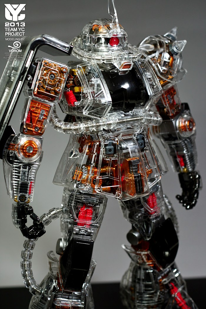 PG 1/60 Zaku II Clear Ver. Painted Inner Frame