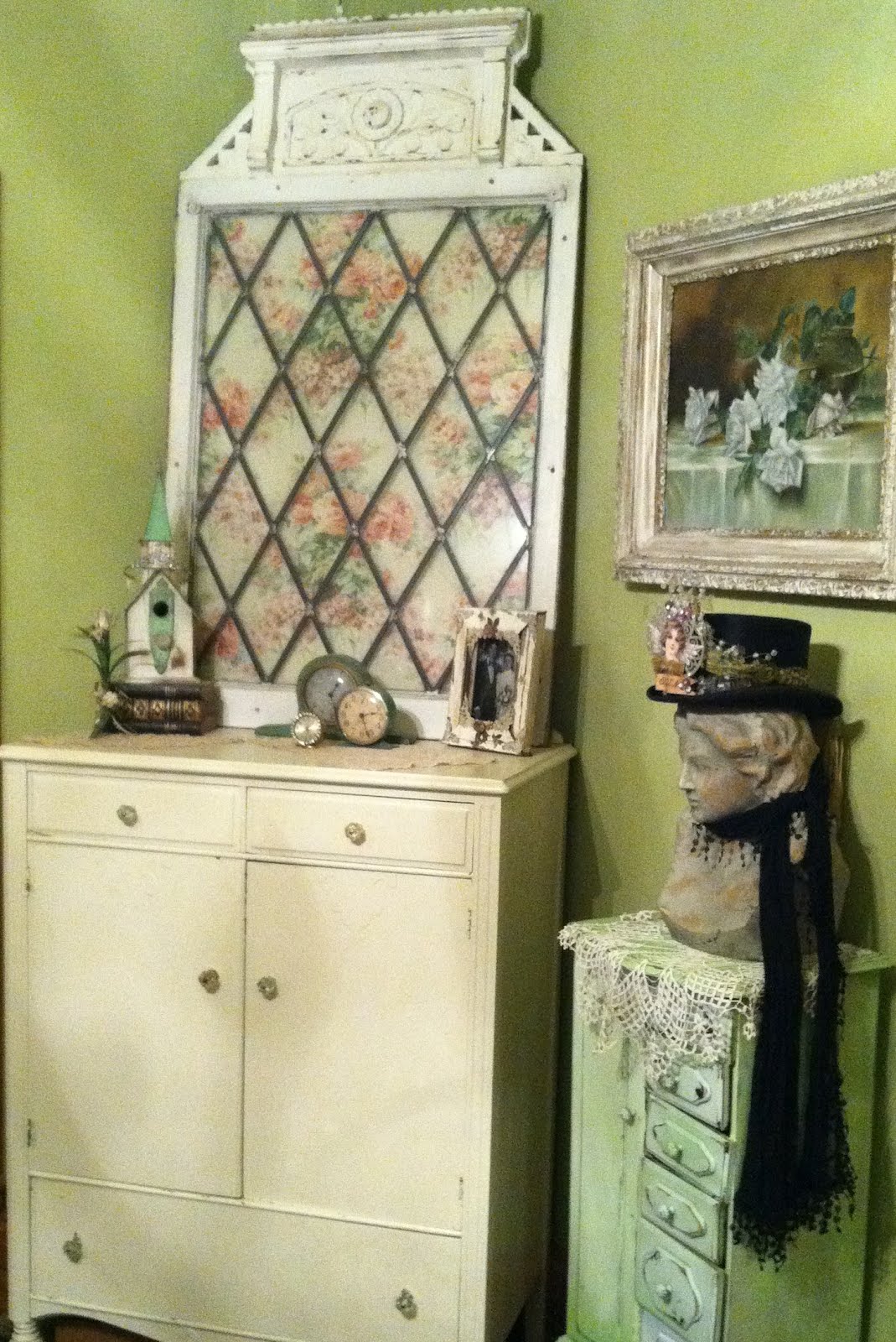 Pollyanna Reinvents: Antique Diamond Pane Window Finds New Purpose!