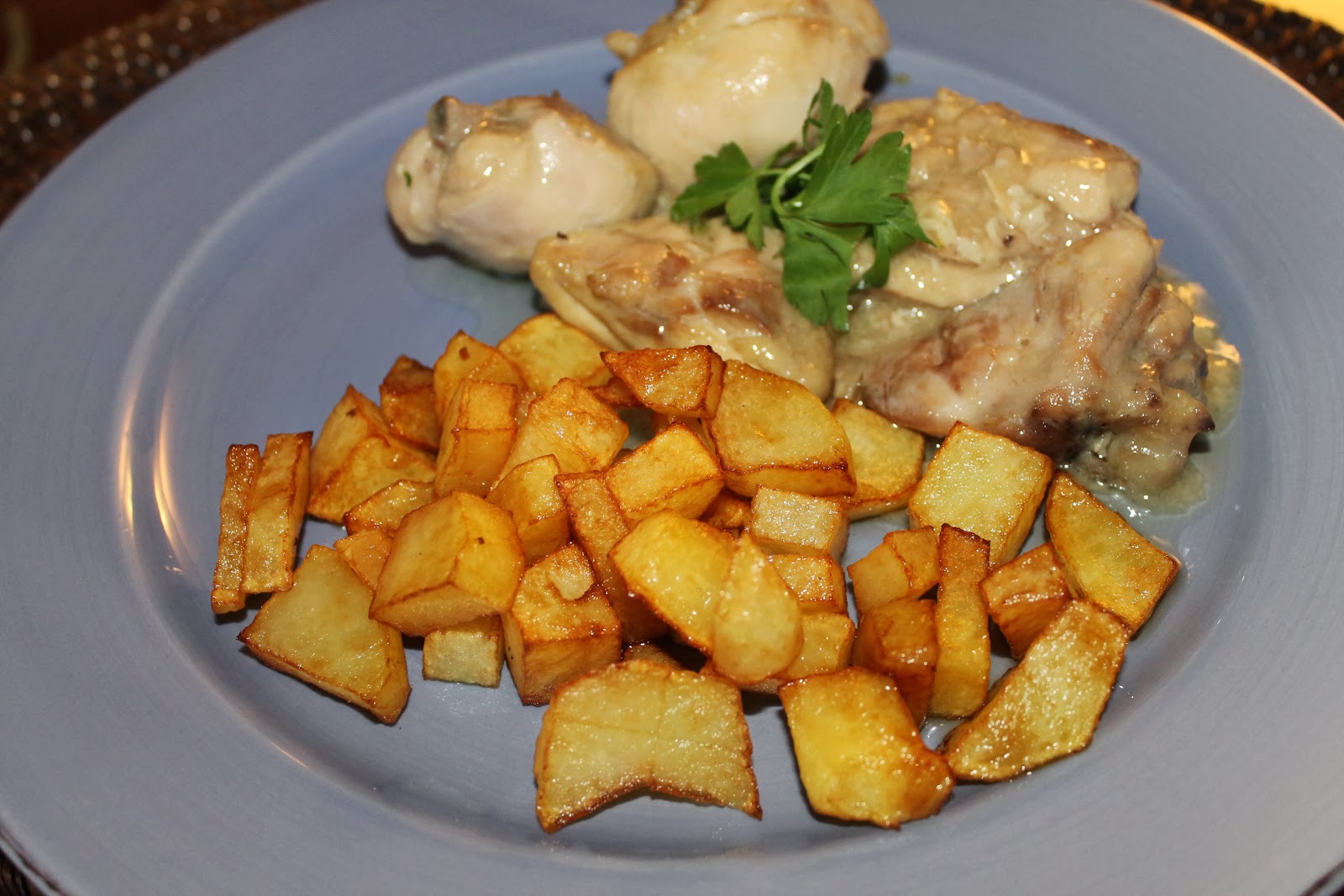 Cocina de nuestro tiempo...: Pollo al ajillo