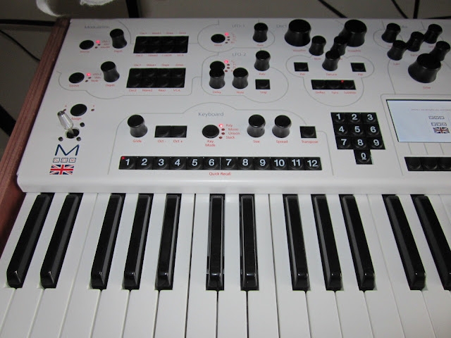 MATRIXSYNTH: modal 002 synth keyboard