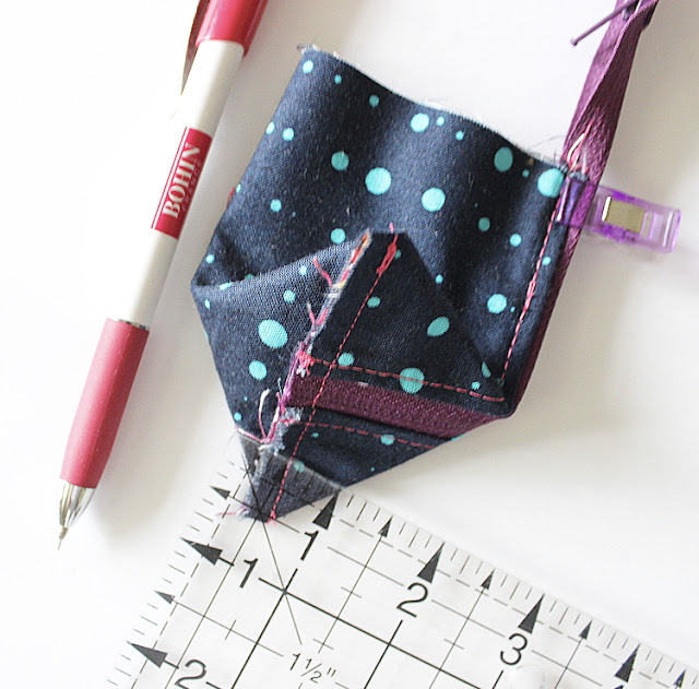 Bauble Pod: A Popcorn Pouch Pattern Hack | Amista Baker