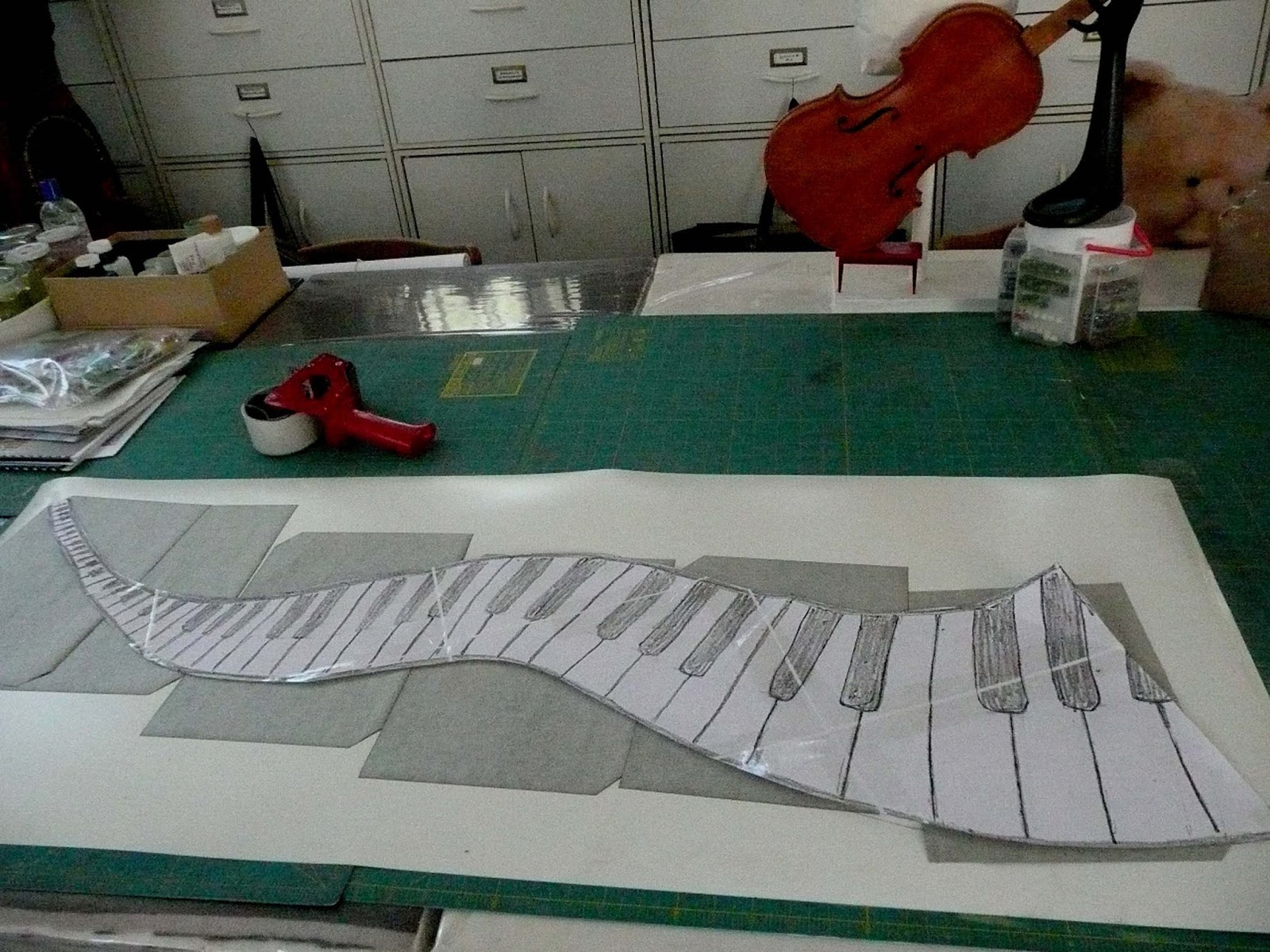 Linda's Art Quilts: "Tonal Recall" - A mixed media work from inception ...