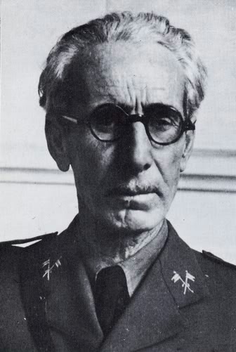 CONTANDO HISTORIAS ANTIGUAS... DE MILITARES: abril 2015