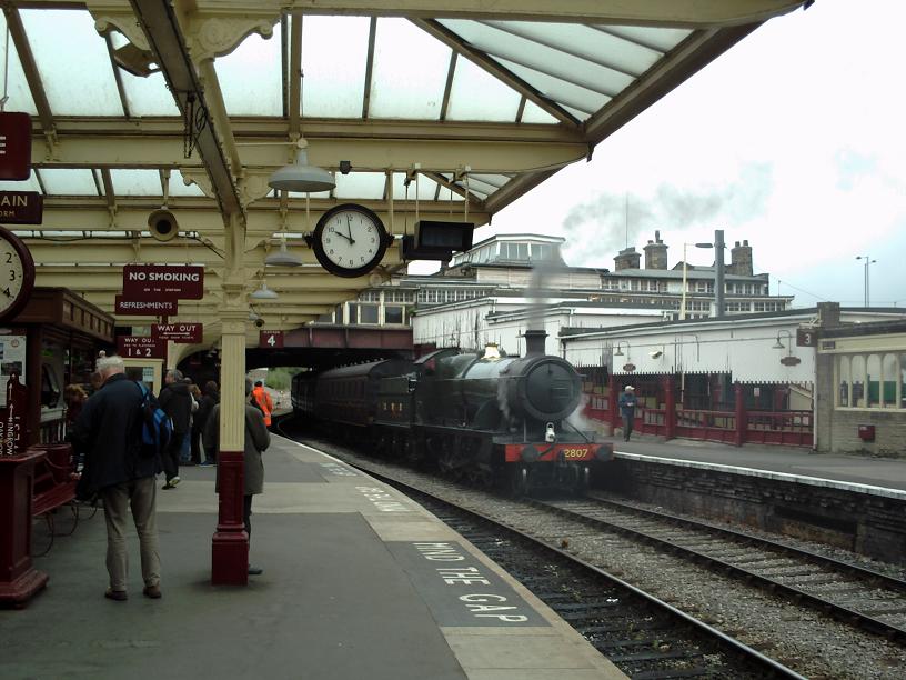 Steam Memories: Keighley station a scene from the past