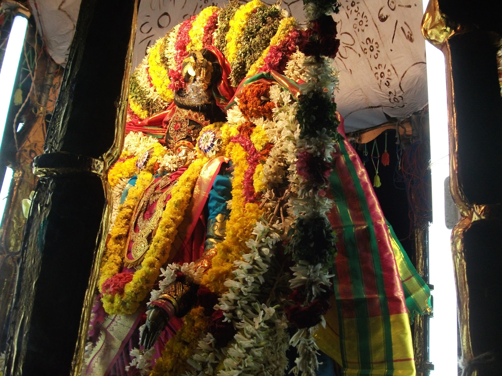 SAMVEDI TEMPLE SOJOURN: ANGALMMMAN THUNAI (OM JAYA MATA TI) EXCLUSIVE