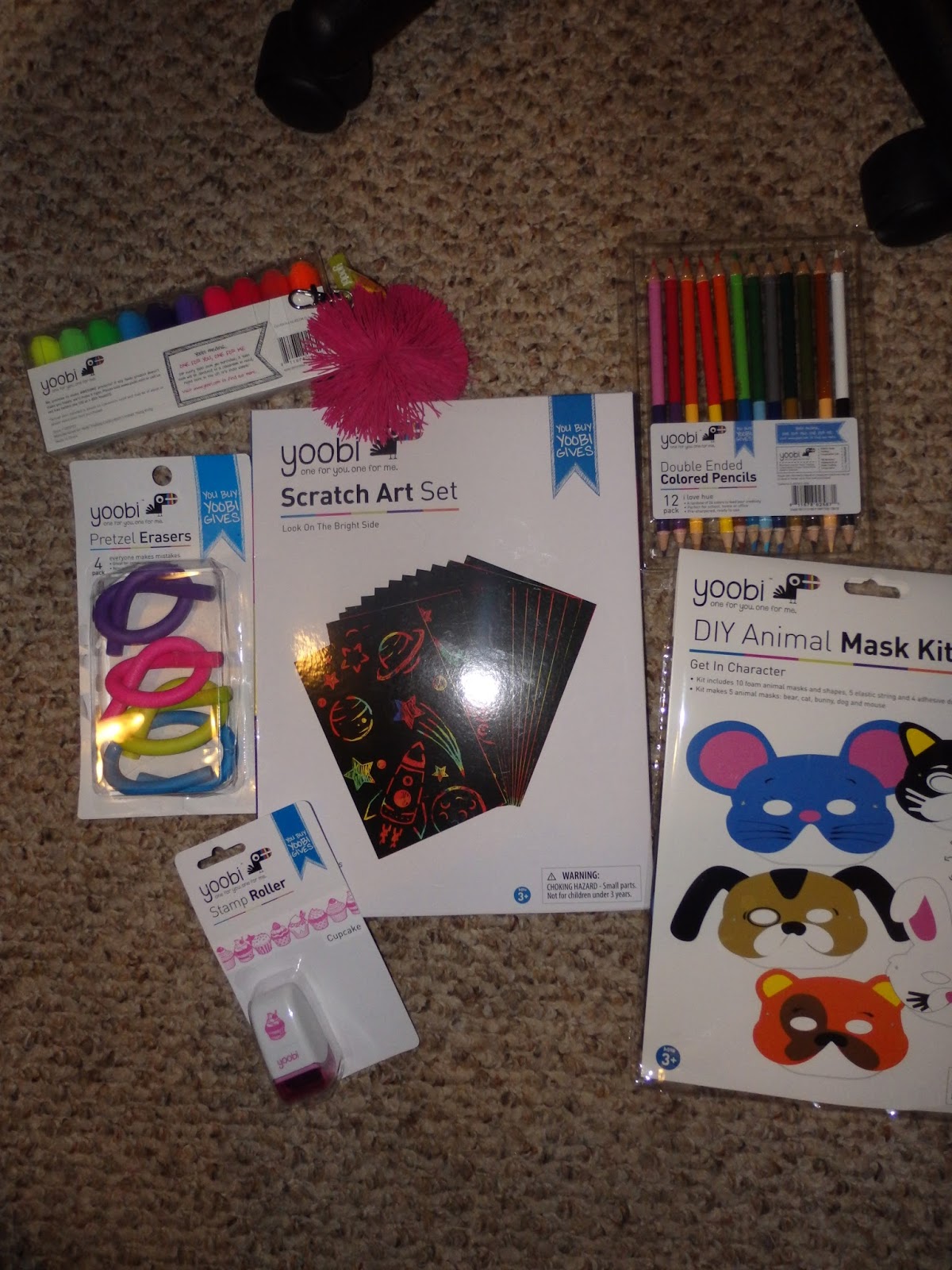 New Age Mama: Holiday Gift Guide - Yoobi