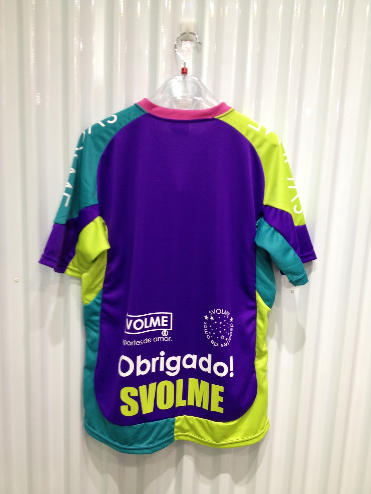 SVOLME SINGAPORE: colourful jersey