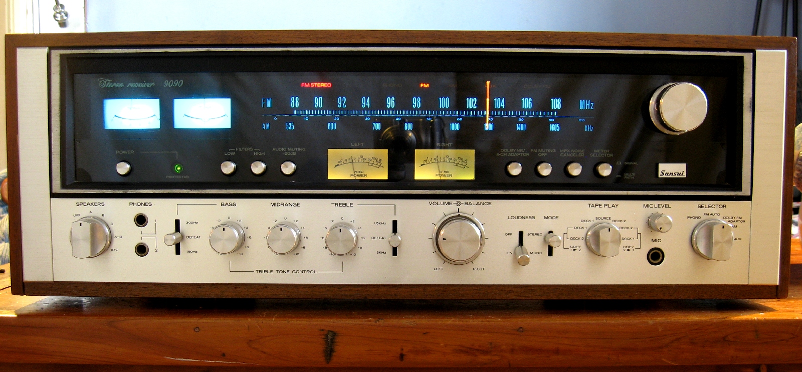Matt's Vintage Audio Repair: Sansui 9090 recap and restore