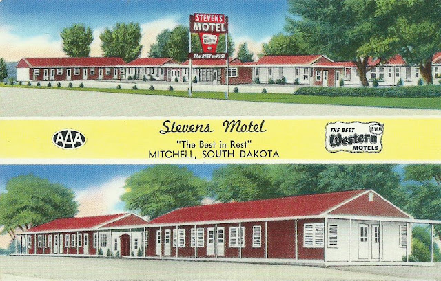 ON THE ROAD AGAIN: Stevens Motel, Mitchell, South Dakota