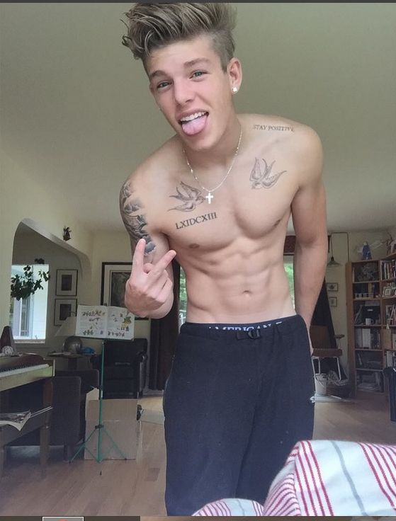 Favorite Hunks & Other Things: Instagrams That Inspire