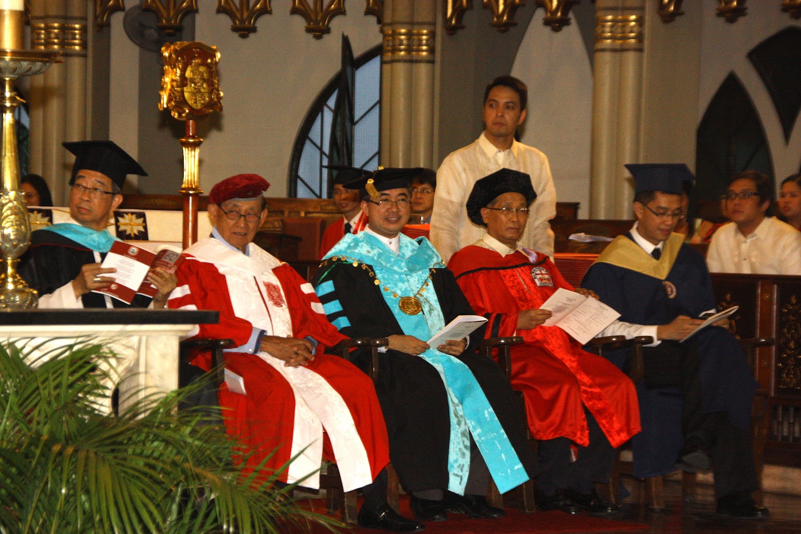 Marty the Photographer (and lawyer): Jr San Beda Law Graduation