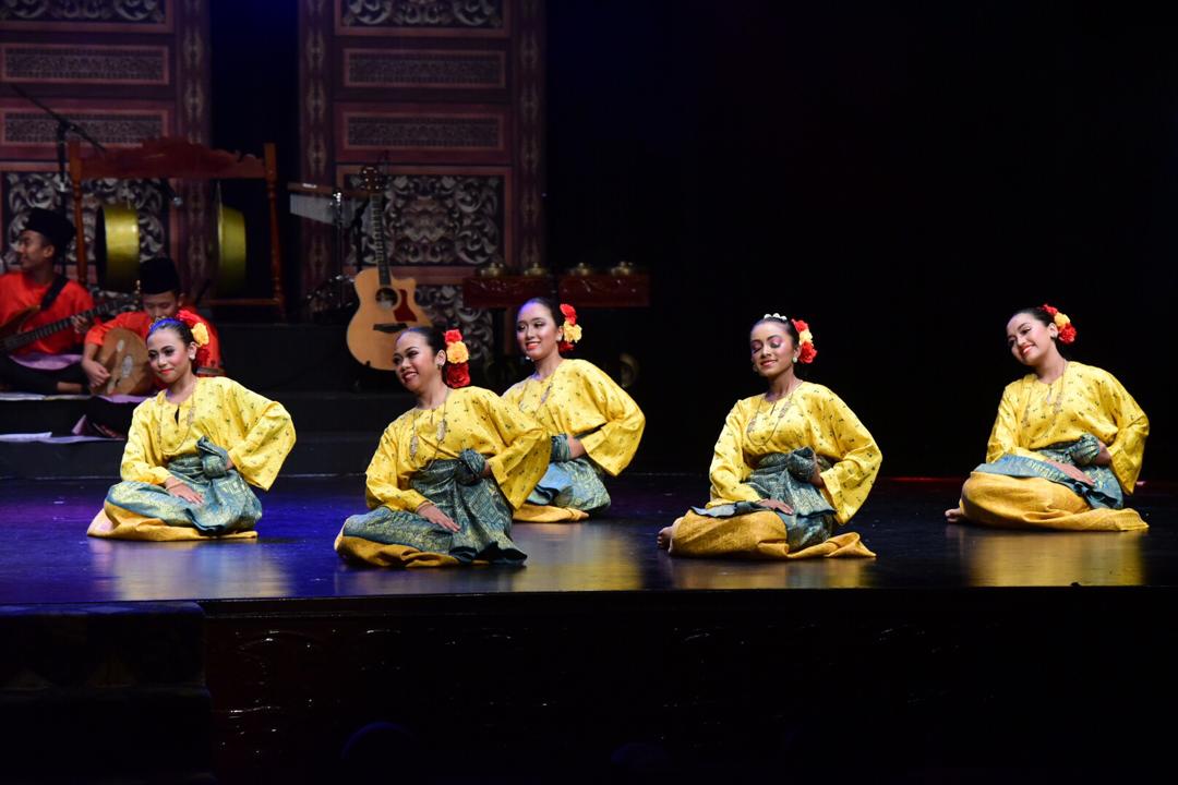 Rampai Sari Tari Malaysia, tampil persembahan hebat penuh warna-warni