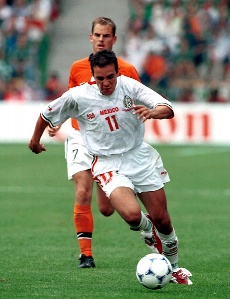 En imágenes: Cuauhtémoc Blanco, la nueva leyenda del futbol mexicano ...