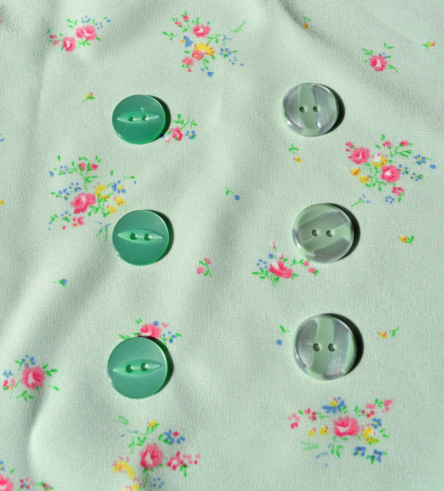 Handmade Jane: Finished: Made Up Vintage Blouse