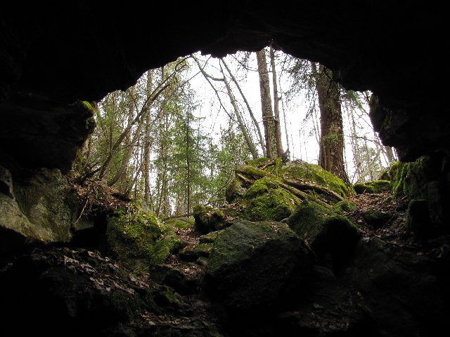 Luolamiehen blogi: Torholan luola ja muita pääkaupunkiseudun sekä ...