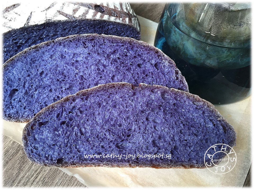 cathy's joy: Blue Pea Bread 蝶豆花面包