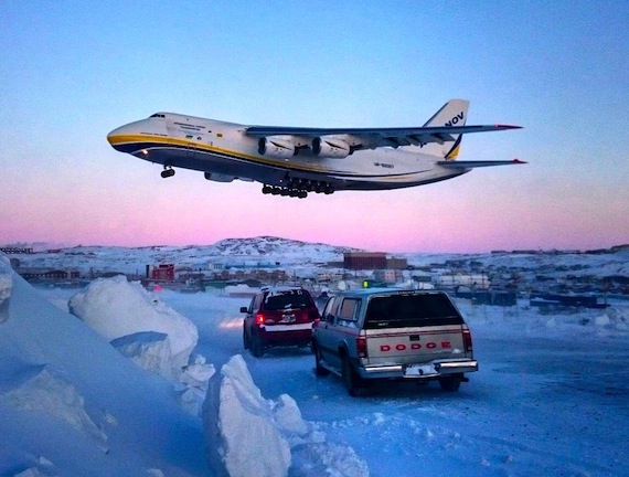 Ukrainian cargo plane delivers Boeing 777 engine to Northern, canada ...