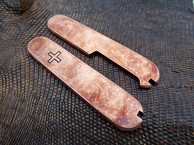 Andrzej Woronowski Custom Knives: Victorinox Swiss Army Knife scales 10