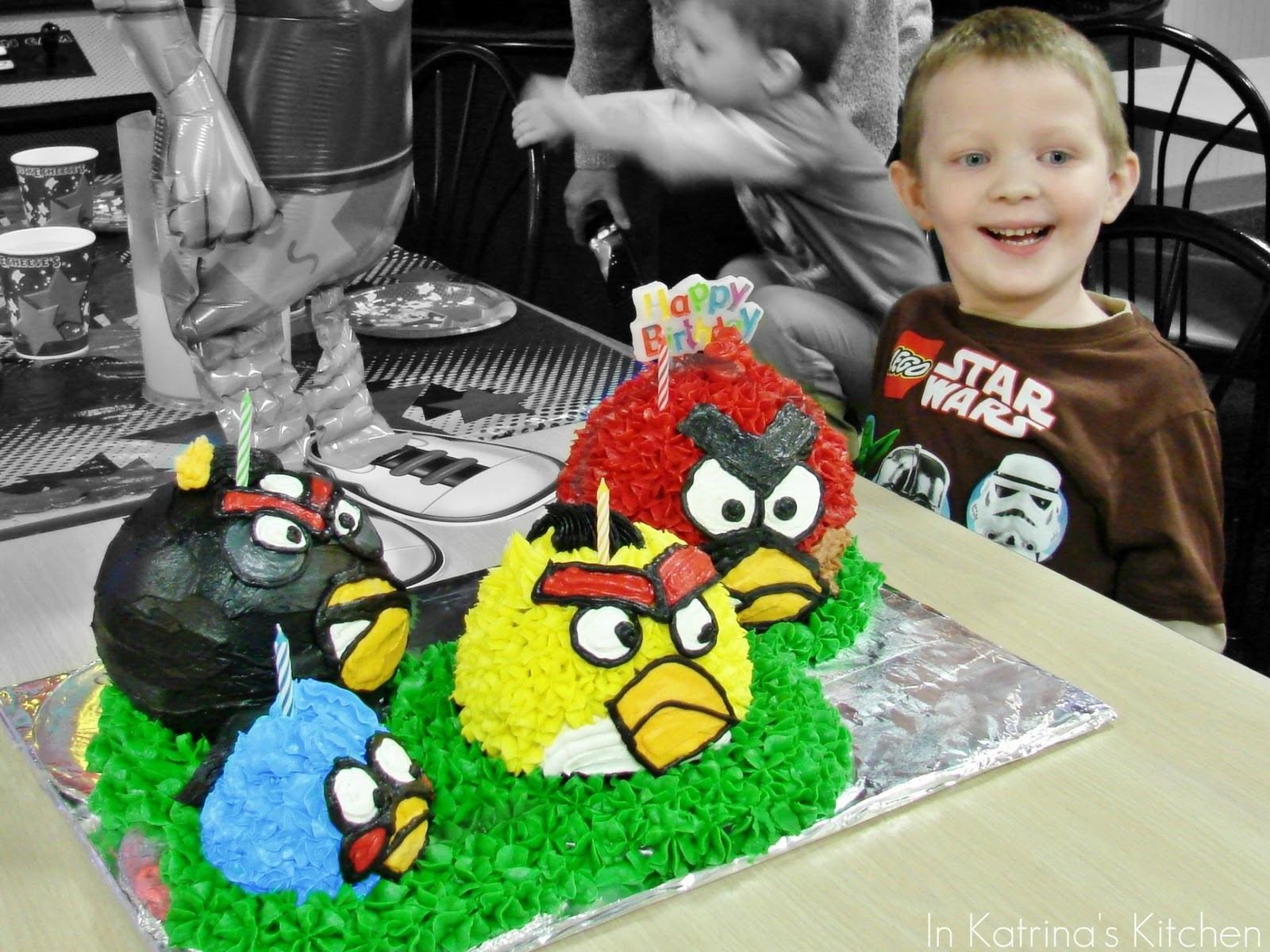 Angry Birds Cake