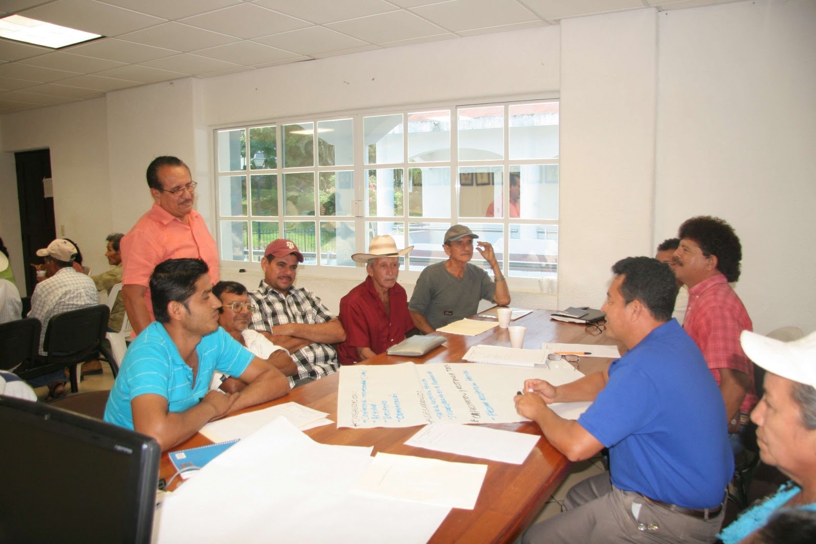 ZihuacostaS ...........: Integran plan rector del consejo municipal del man