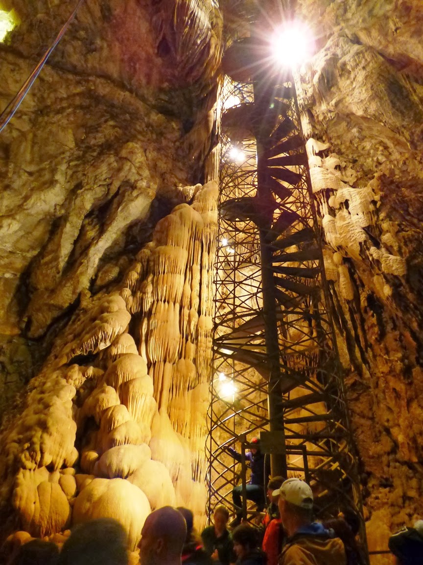 Geotripper: Inside the Biggest Cavern Opening in California: Moaning ...