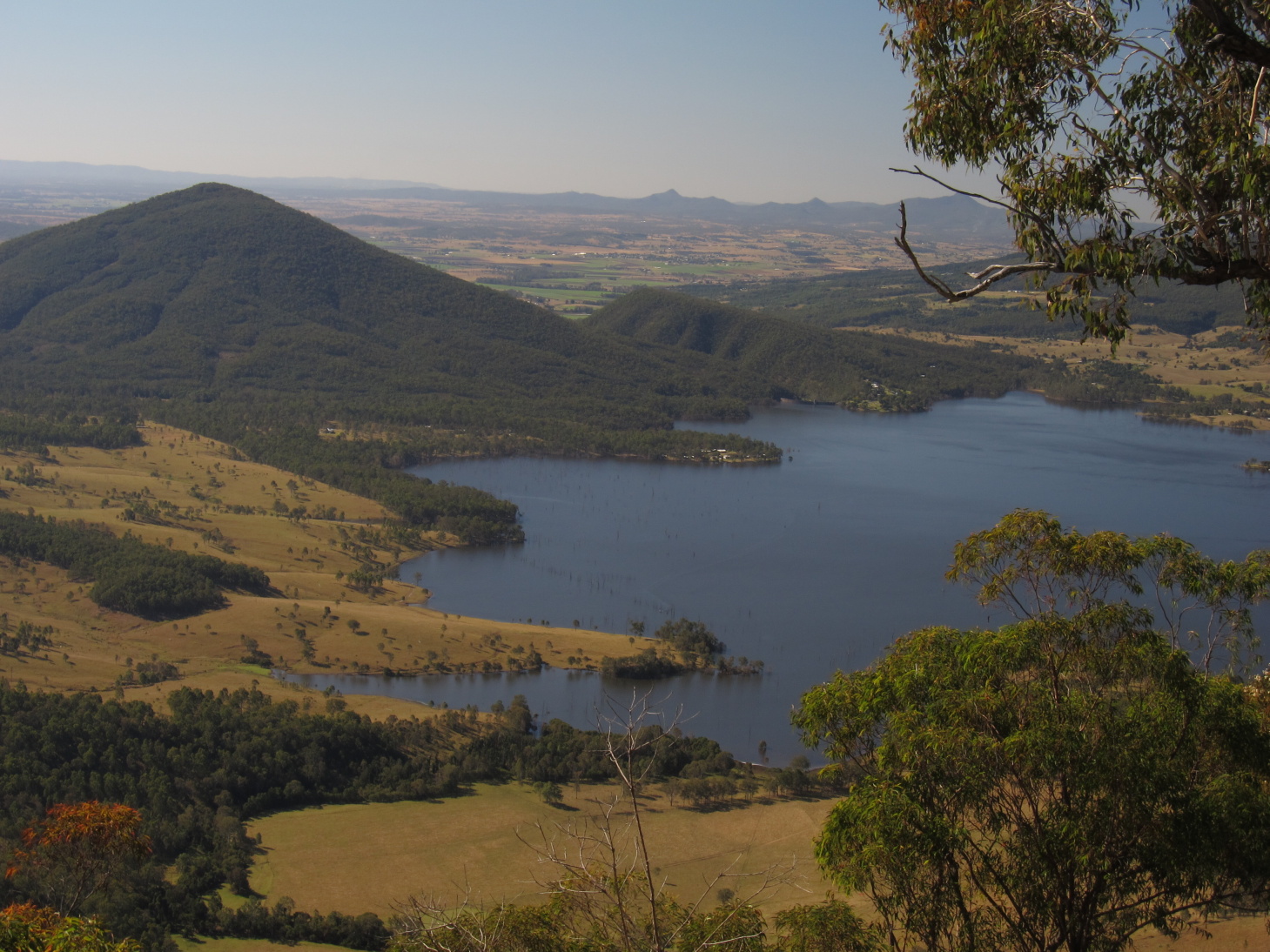 Hiking in S.E. Queensland: Mt. Greville