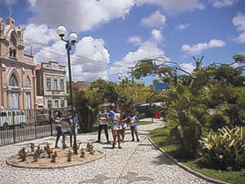 BEBERIBE NA REDE UM BAIRRO HISTÓRICO DO RECIFE: PRAÇA DA CONVENÇÃO
