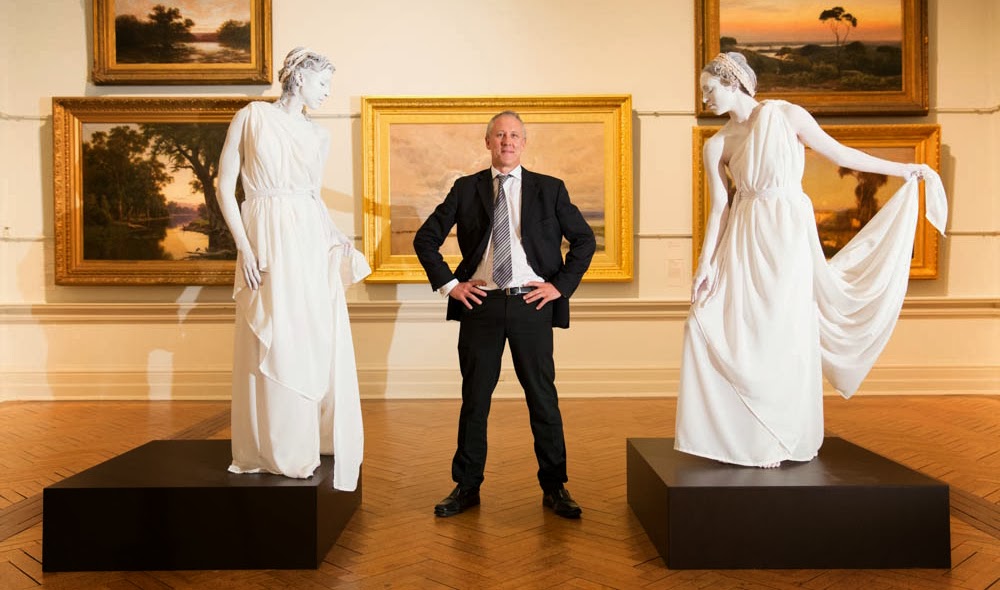 Eva Rinaldi Artist: Human Statues, Live Living Statues - Human Statue ...