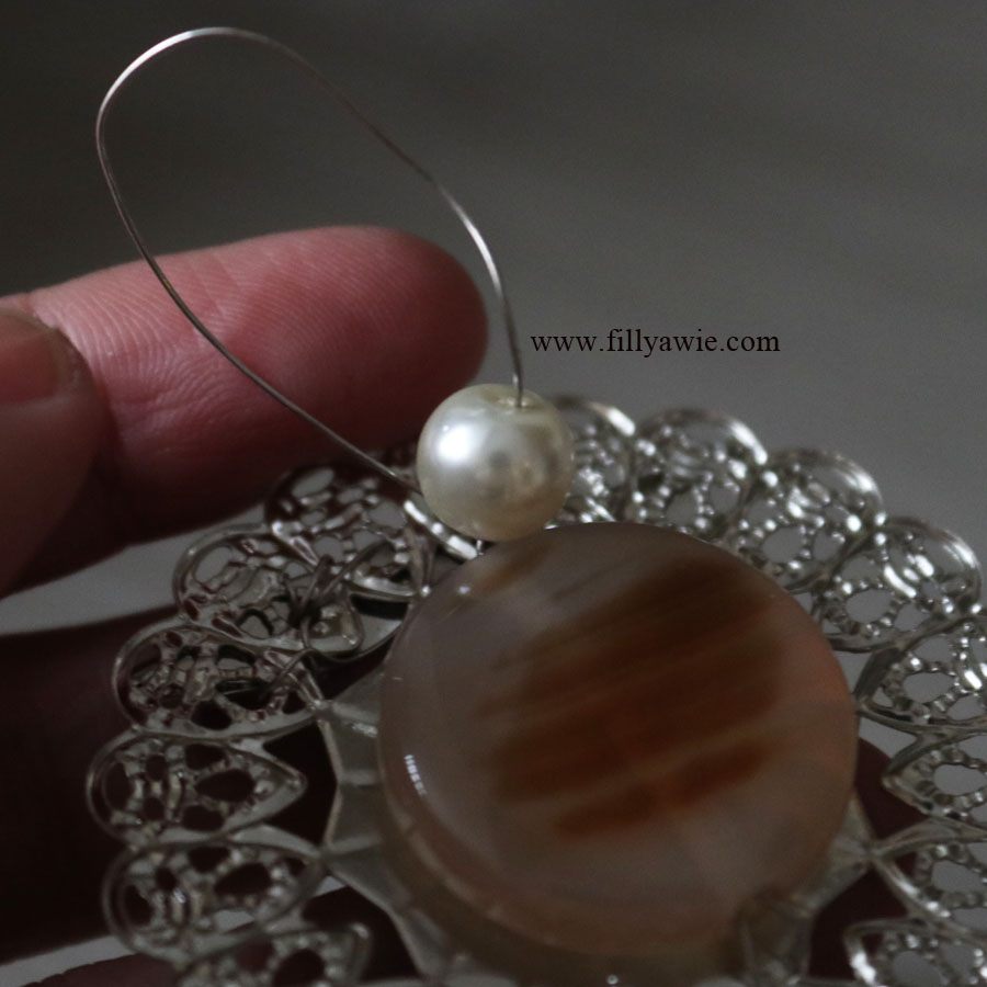 Cara Membuat Bros dari Manik-Manik dan Mutiara Sintetis | Fillyawie ...