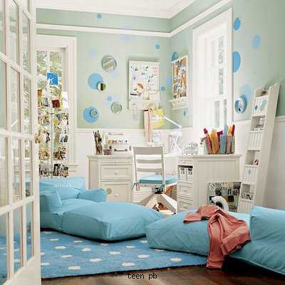 Jenny Lynn Designz: Pottery Barn Dorm Rooms?