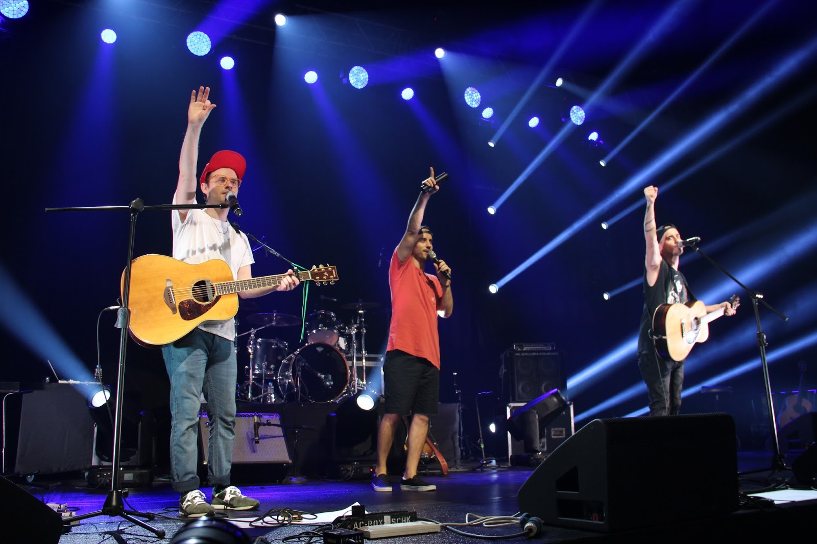 The Moffatts makes their Filipino fans heart swoon - Manila Concert Junkies