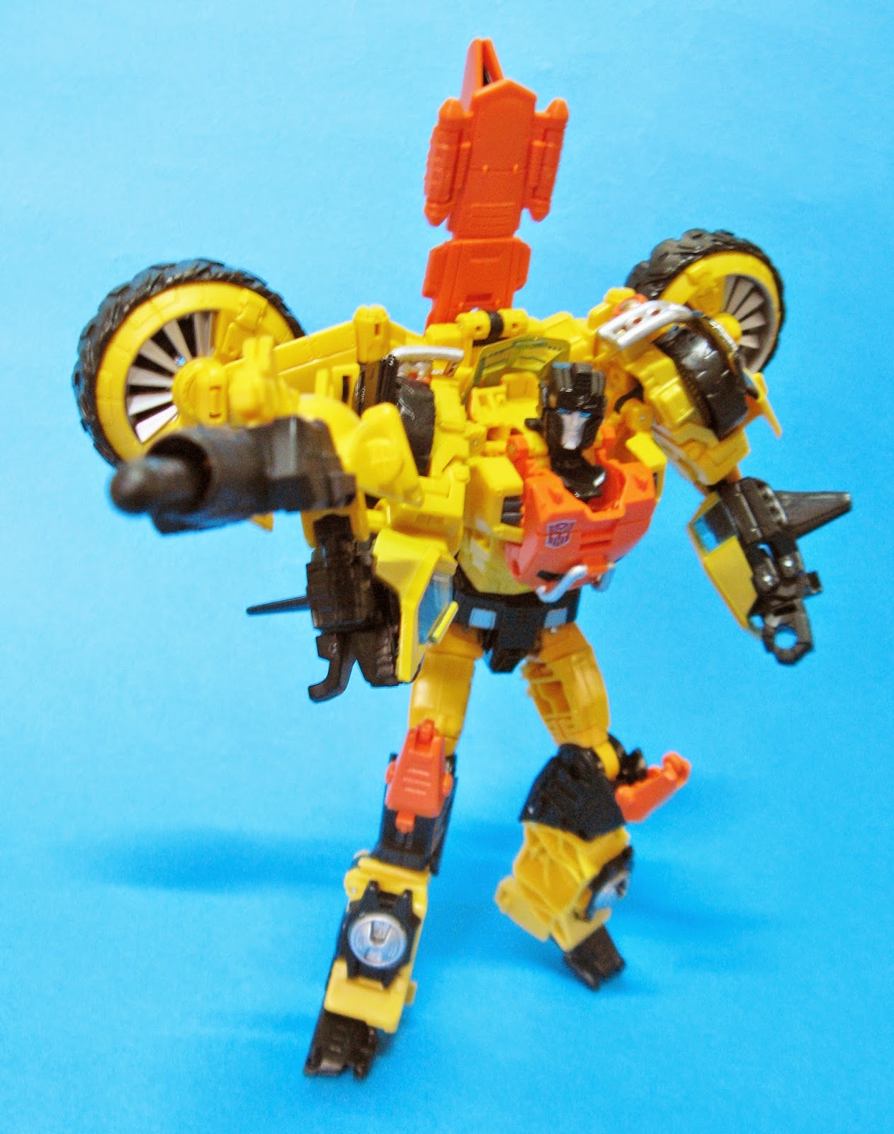 TRANSFORMERS : Generations Voyager class SANDSTORM(IDW) 變形金剛世代系列 航行者級沙塵暴