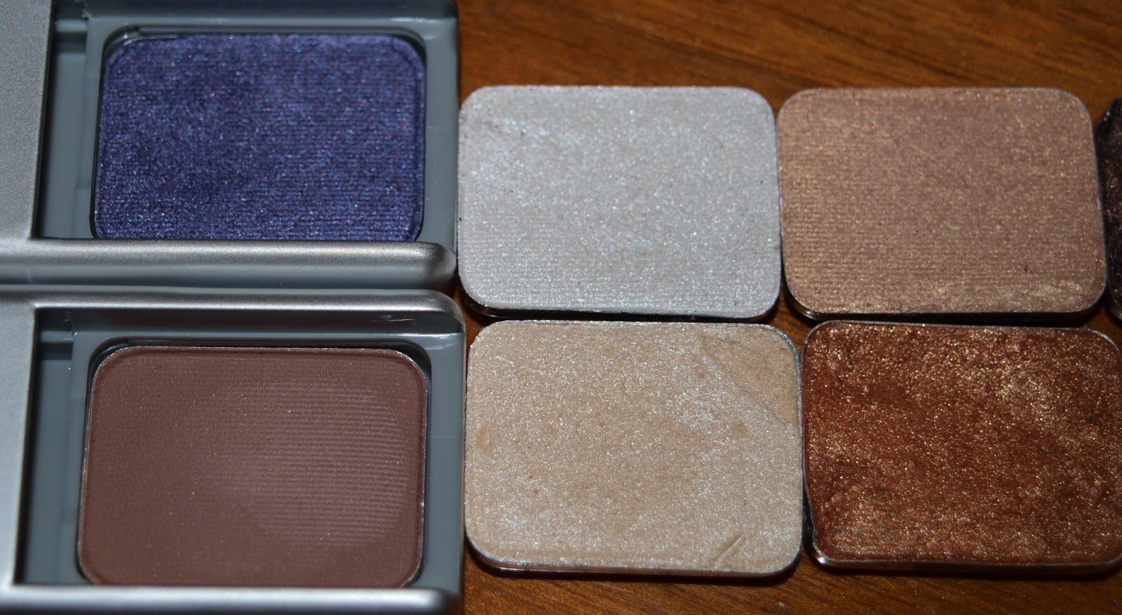 Chrisbeeblack Beauty - All about makeup: Review: Pierre René Single ...