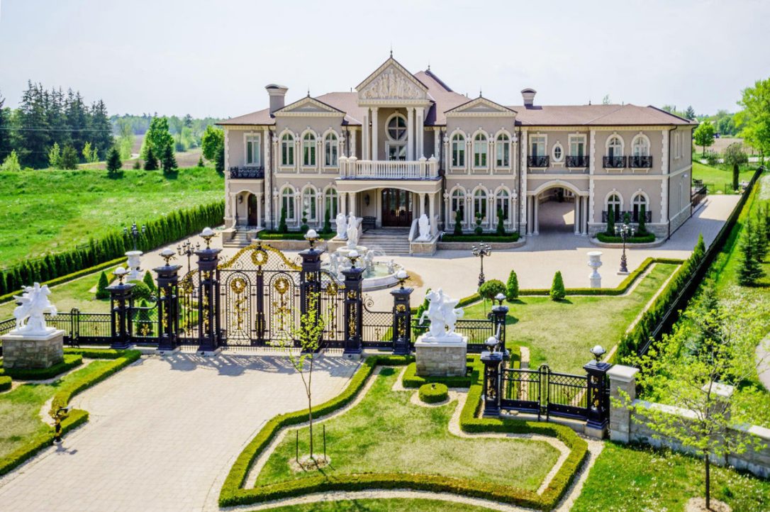 Versailles of Vaughan