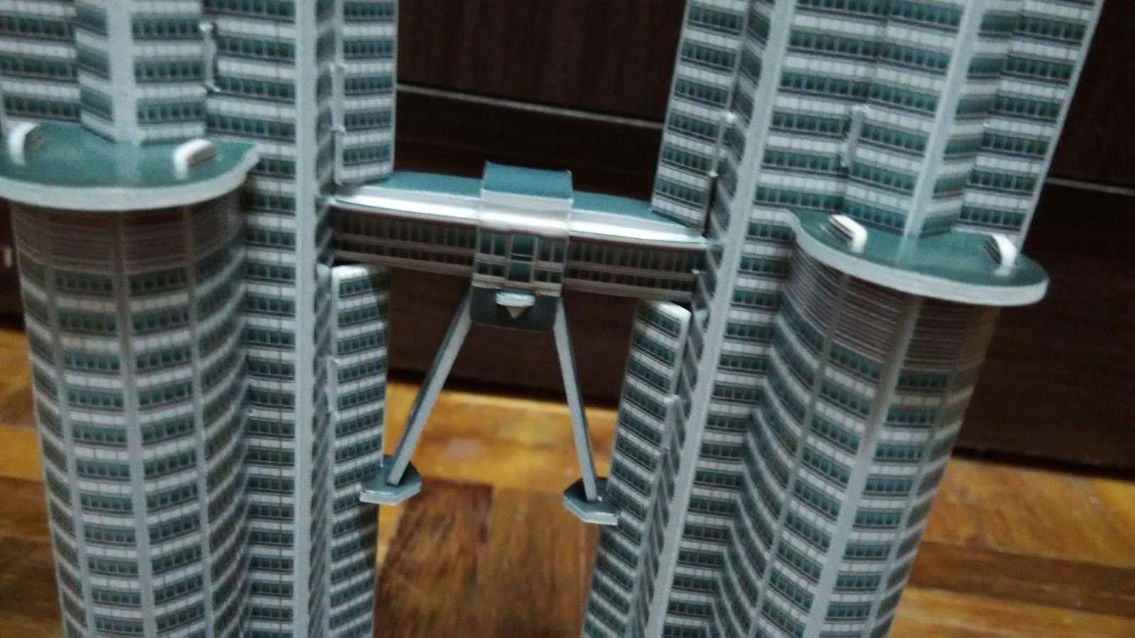 Dato Aliff Alex: Cubic Fun 3D Puzzle Petronas Twin Tower KLCC Model