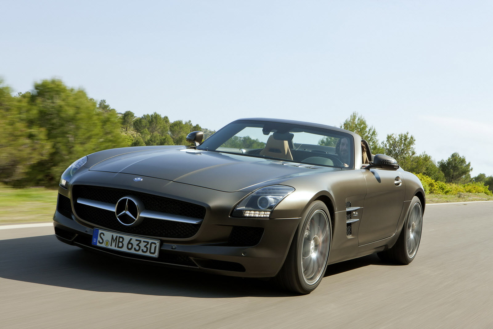 New Mercedes-Benz SLS AMG Roadster - Open sensuality: roadster ...