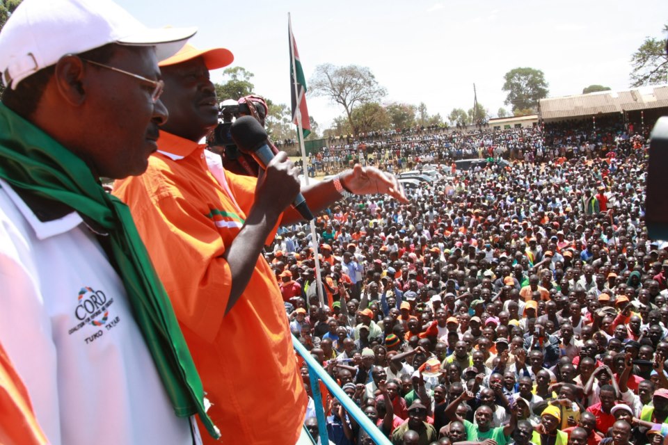 THE LATEST KENYAN NEWS: RAILA/ KALONZO criss-cross RIFT VALLEY and ...