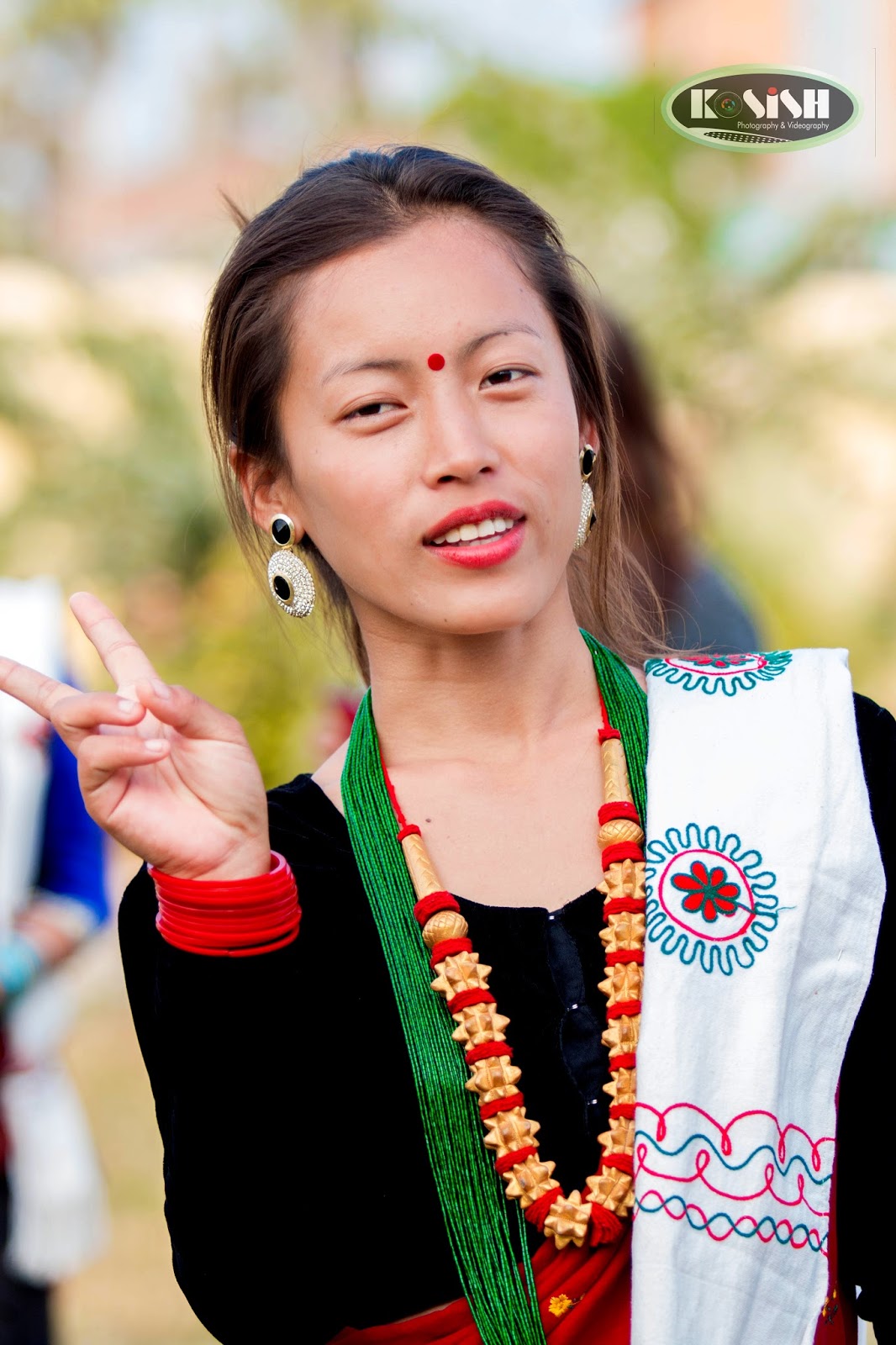 Kosish Photography: Gurung cultural Dress