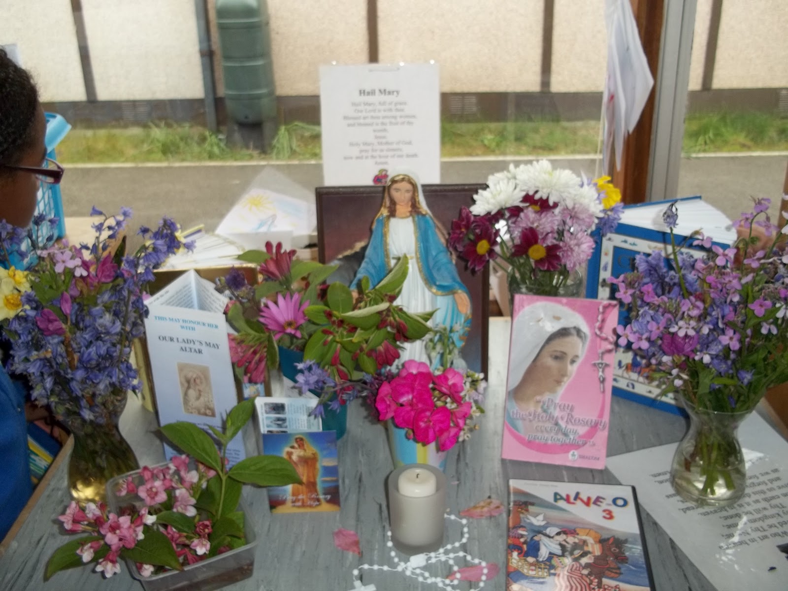 Ms. Hynes' class: Our May Altar