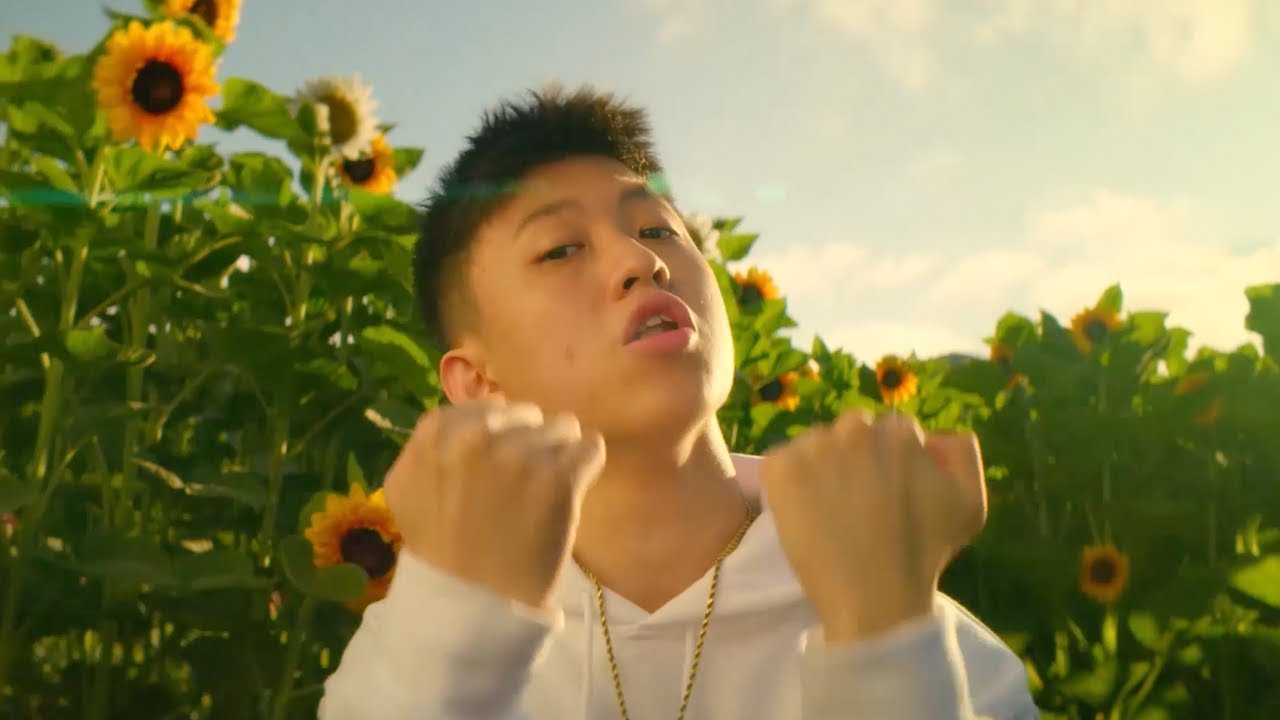 Rich Chigga - Glow Like Dat Lyrics - Song Lyrics