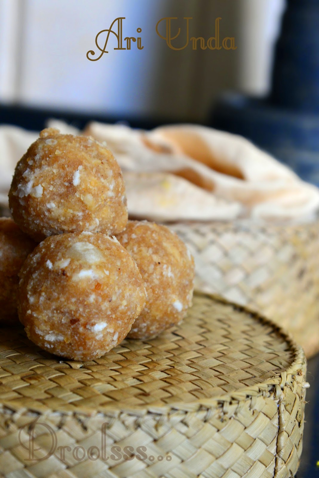 Droolsss . . .: Ari Unda