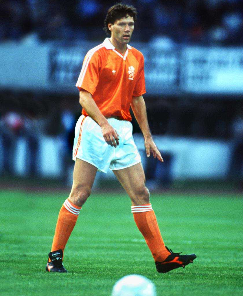 elFutbloglin: DORSALES MÍTICOS: 9 Van Basten