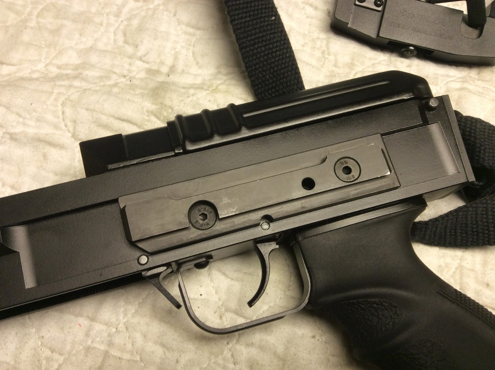 Universal Machine Gun Model 59 (UK Vzor 59): VZ.58 SBR Build - Update