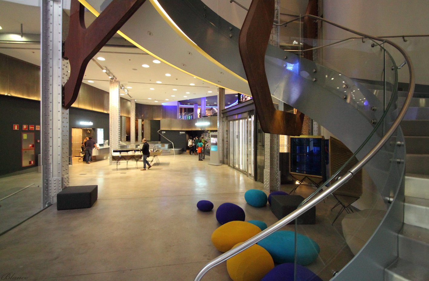 Madrid en Foto: Madrid:Edificio Telefónica Gran Vía. Espacio Telefónica.