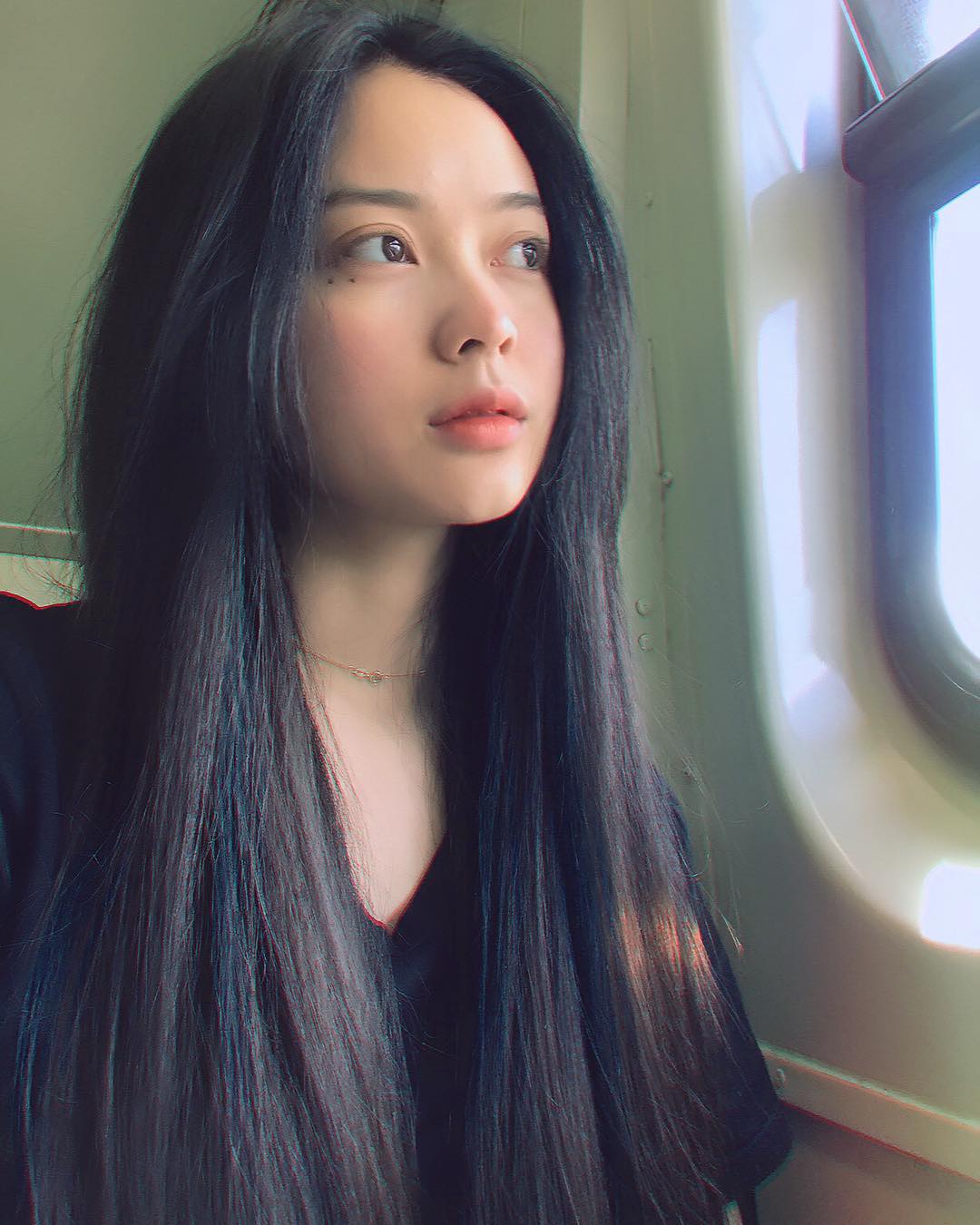 Vicky Thiên Trân - Xin một lần che chở nhau dù đau ngàn lần | Dân 47 - Website Giải Trí Tổng Hợp